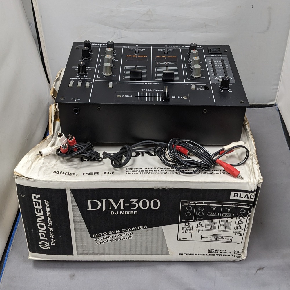 Pre-owned Pioneer DJM-300 2-Channel DJ Mixer - Black - Own4Less